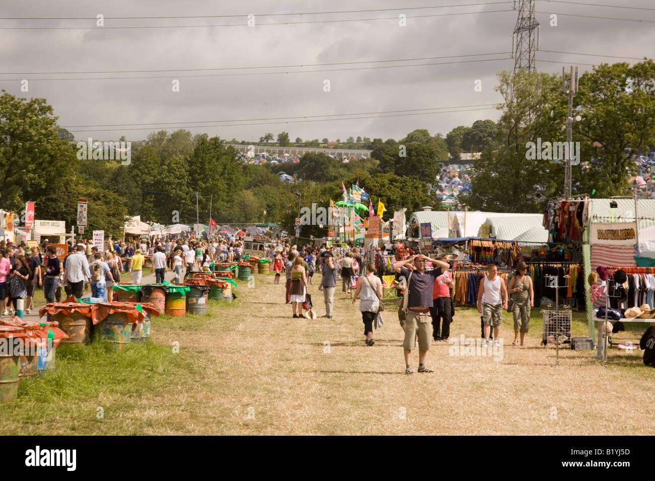 Campsite near Worthy farm. Glastonbury Festival 2008 Stock Photo - Alamy