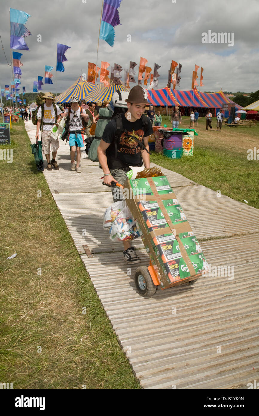 Beer crates trolley hi-res stock photography and images - Alamy