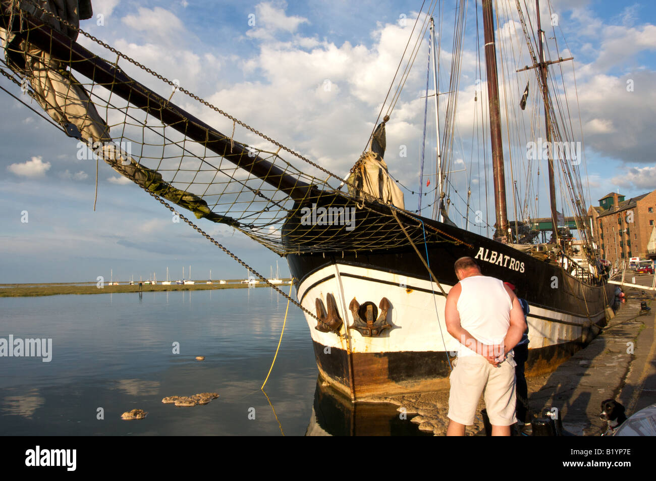 Clipper anchor hi-res stock photography and images - Alamy