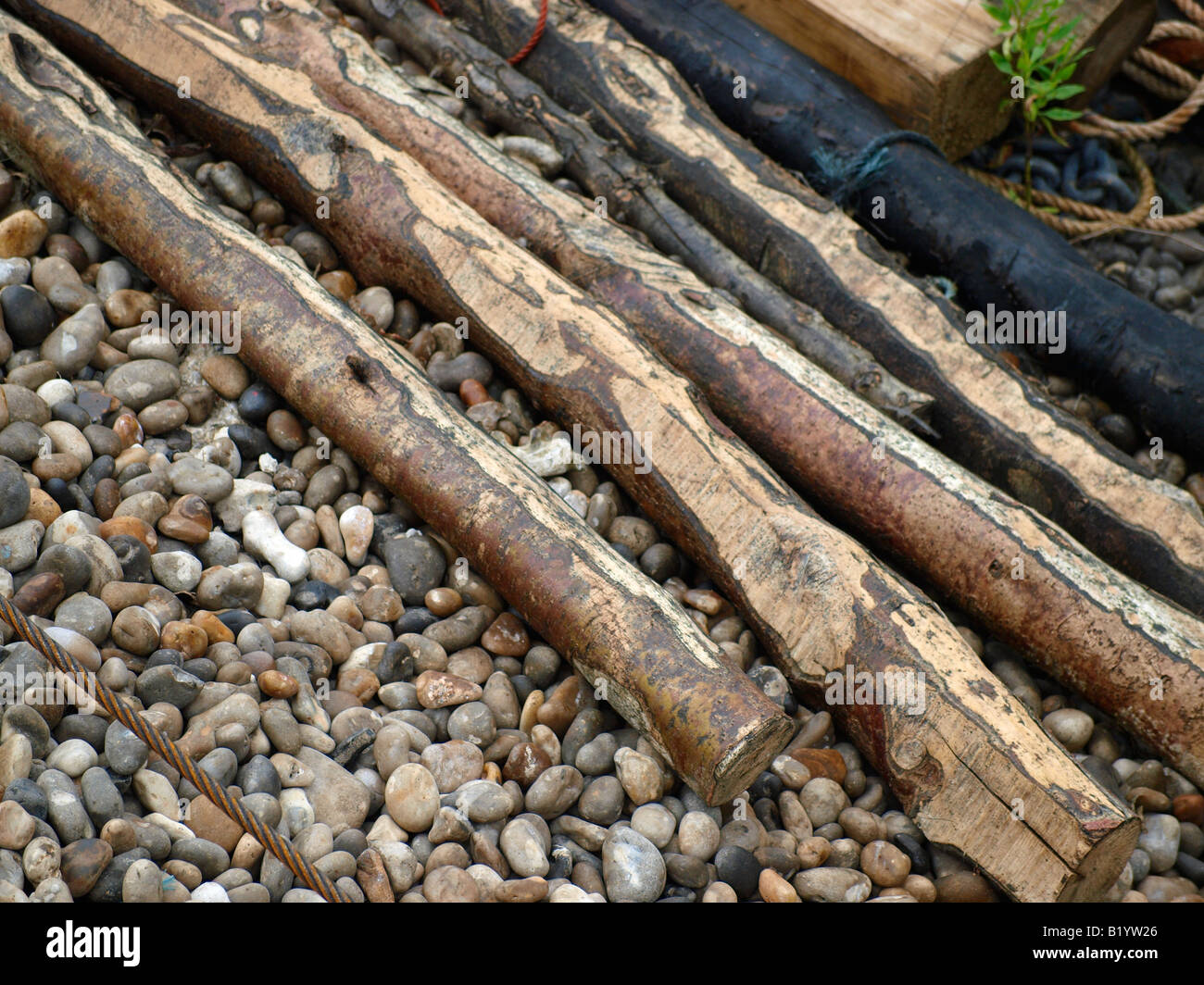 Pull chocks hi-res stock photography and images - Alamy