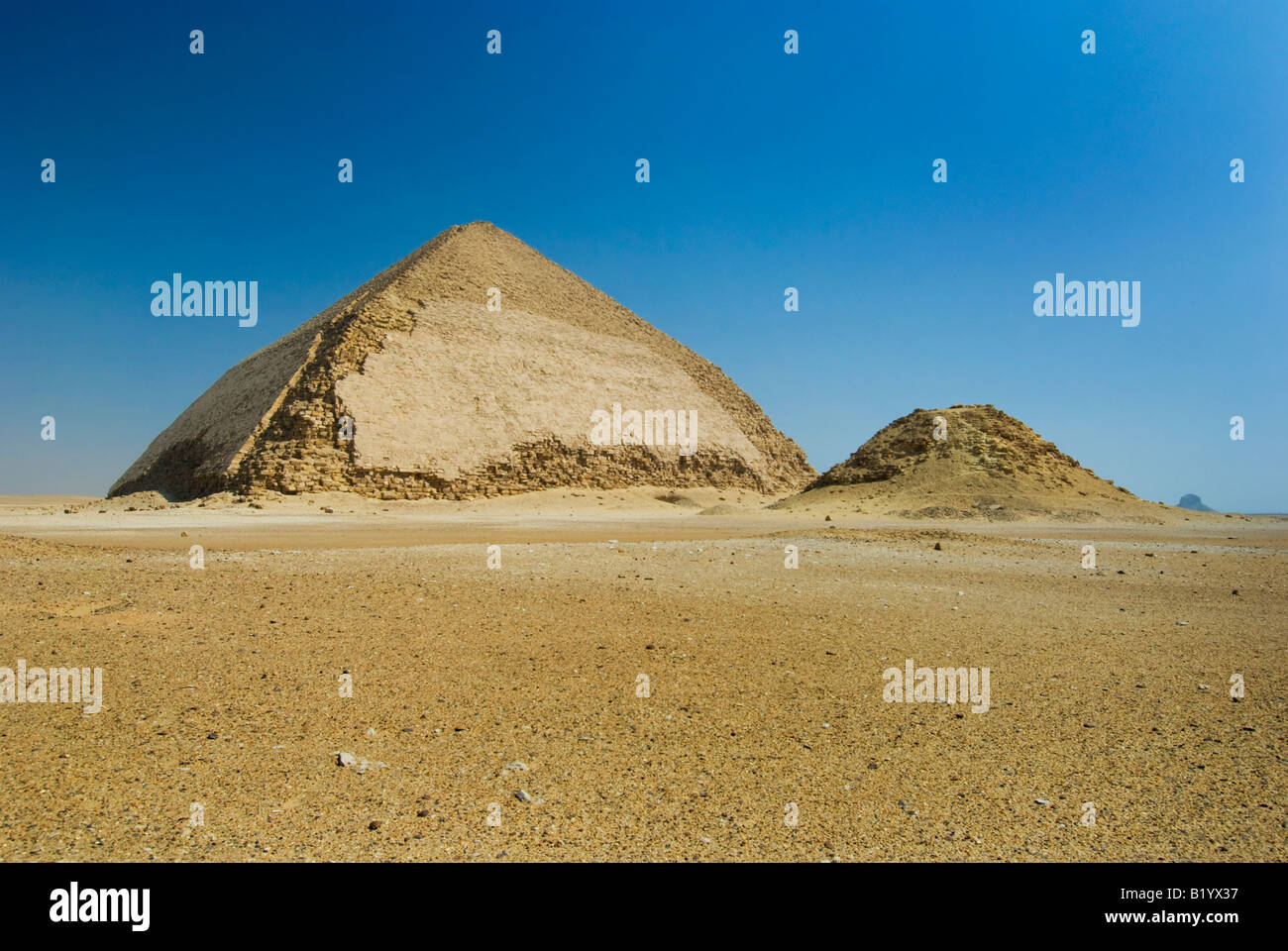 The Bent Pyramid of Snefru near Dashur Egypt Stock Photo - Alamy