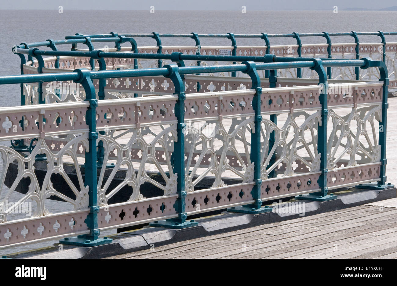 Penarth pierm iron railings hi-res stock photography and images - Alamy