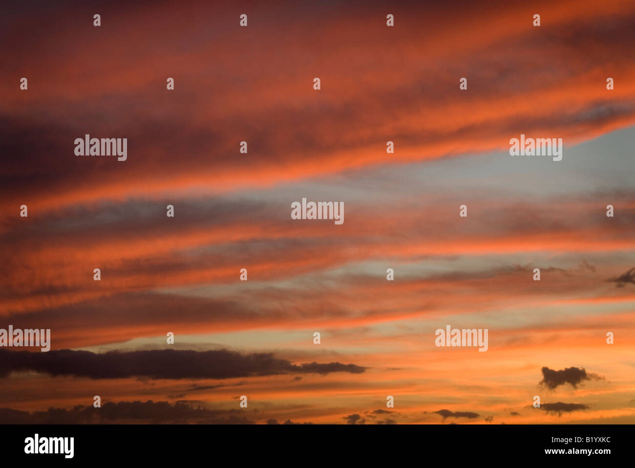 Red sky night hi-res stock photography and images - Alamy