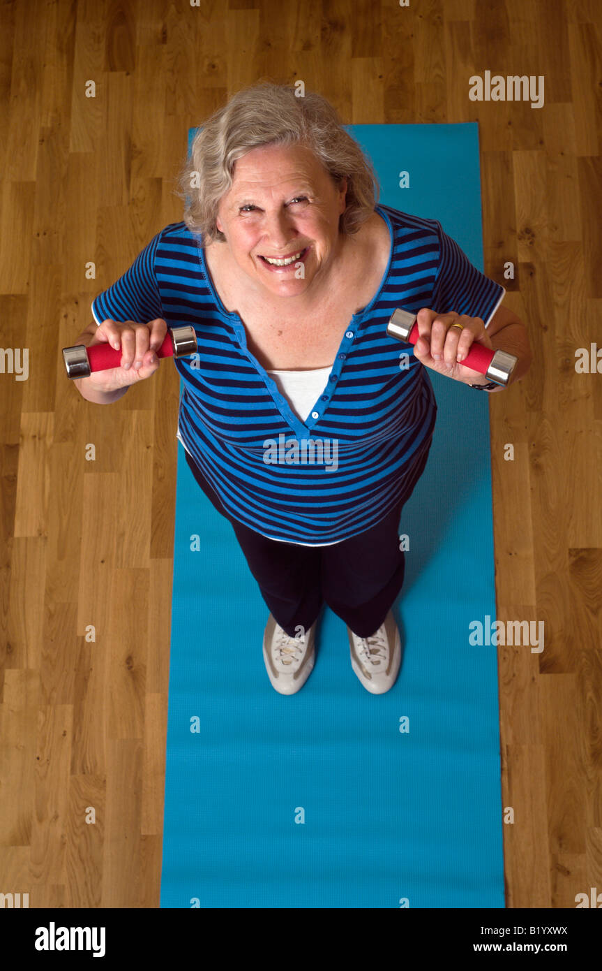 Physically fit elderly hi-res stock photography and images - Alamy
