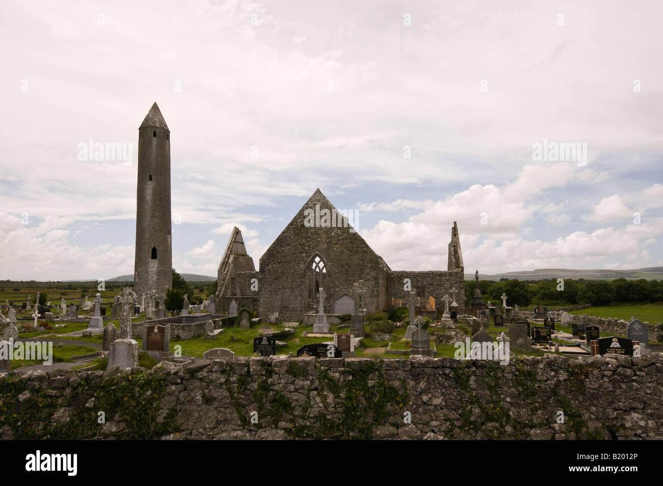 Kilmacduagh Monastery Ireland High Resolution Stock Photography and ...