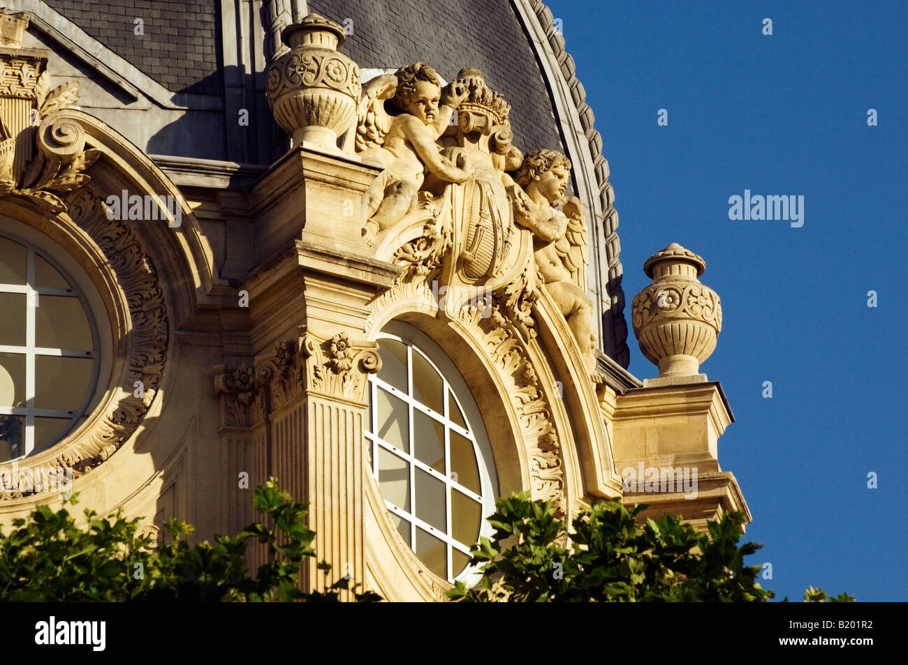 Building dome on the St-Michel in Paris, France Stock Photo - Alamy