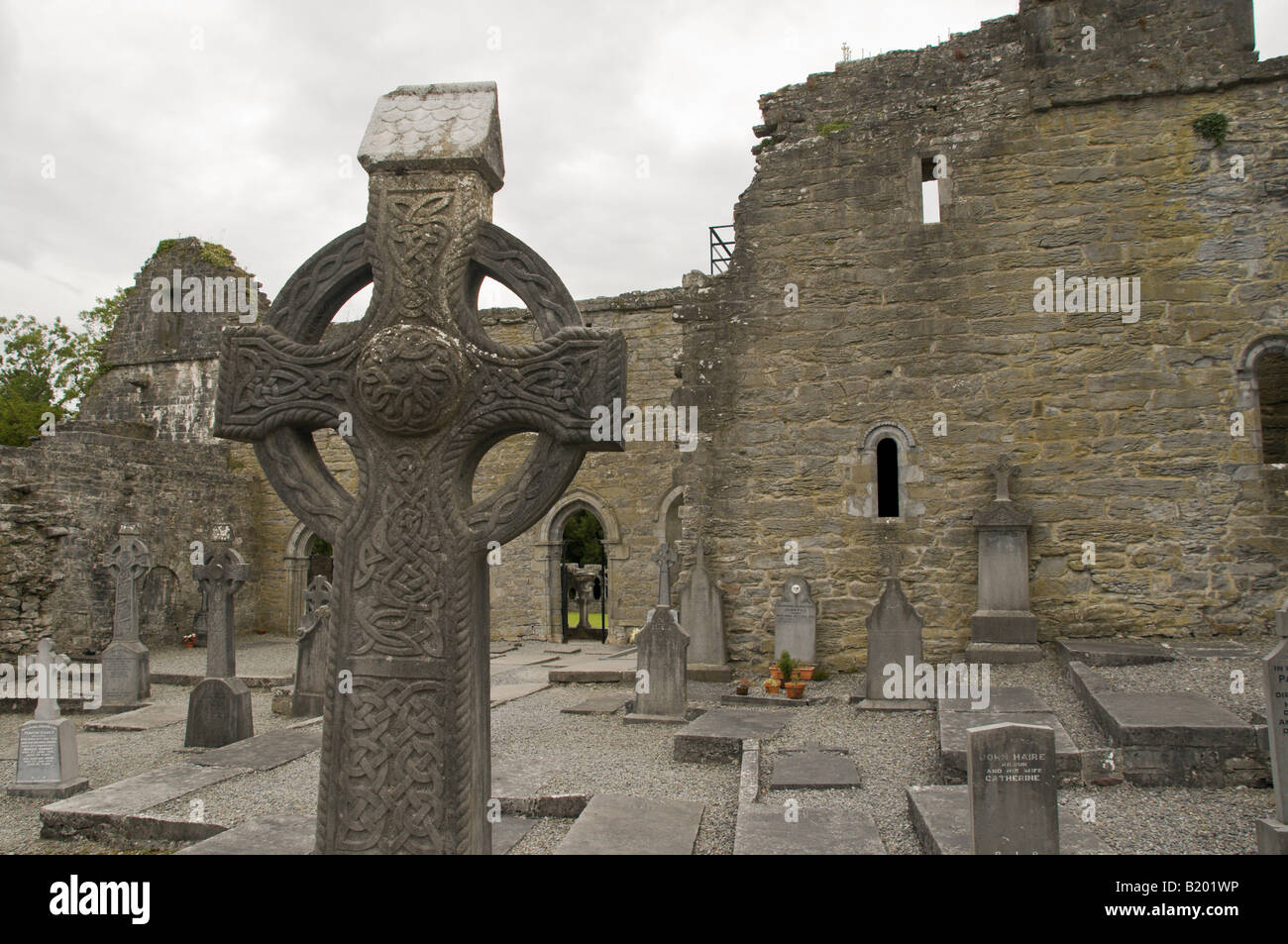 Ancient celtic cemetery hi-res stock photography and images - Alamy