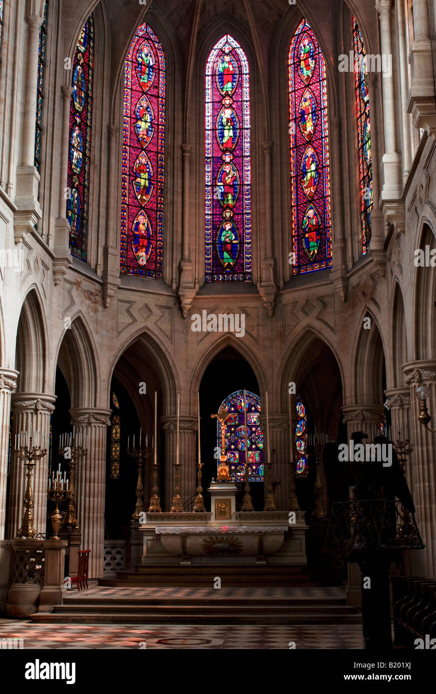 Paris france interior catholic hi-res stock photography and images - Alamy