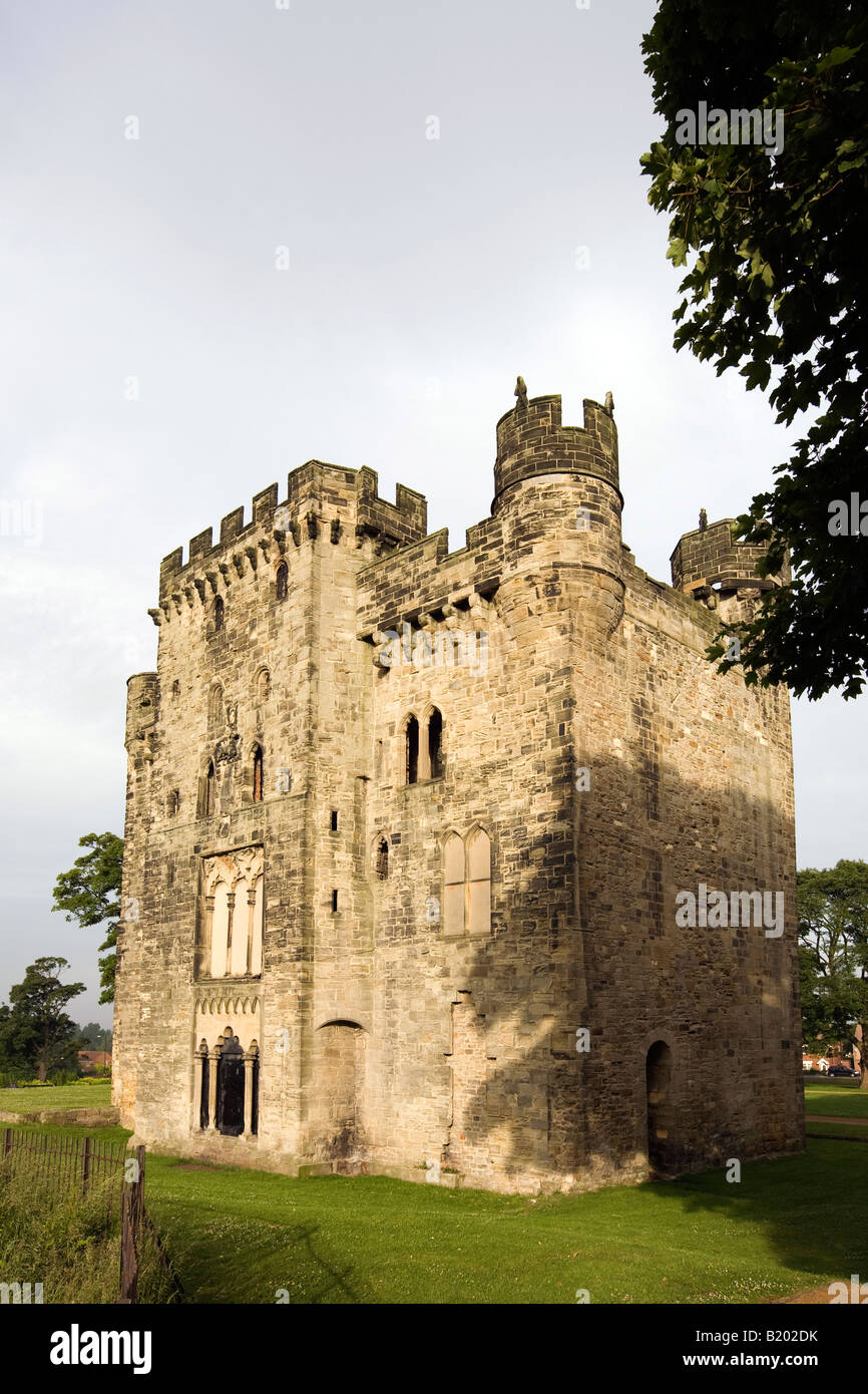UK Wearside Sunderland Hylton Castle Stock Photo - Alamy