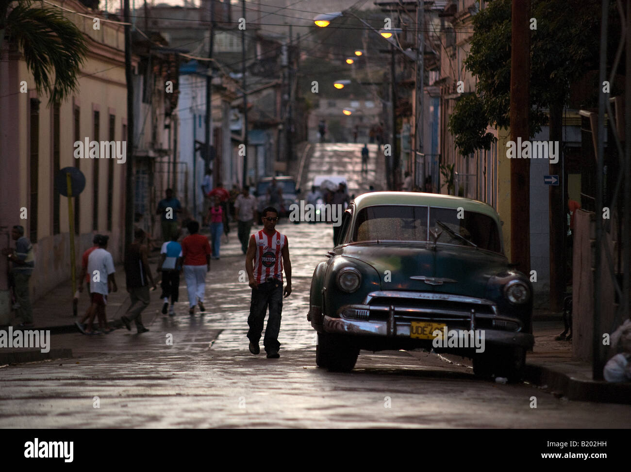 Santiago street people hi-res stock photography and images - Alamy