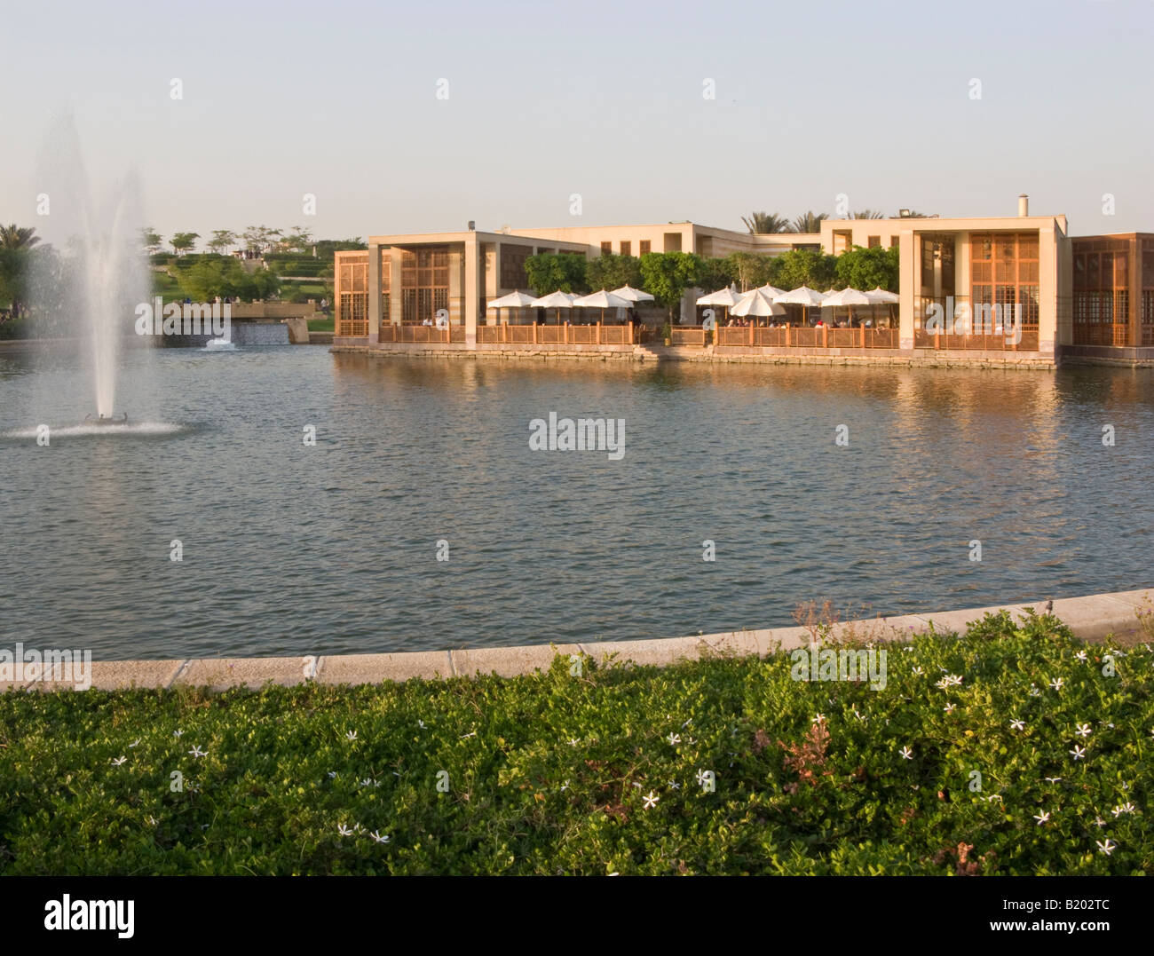 lakeside cafe, al-Azhar Park, Cairo, Egypt Stock Photo - Alamy