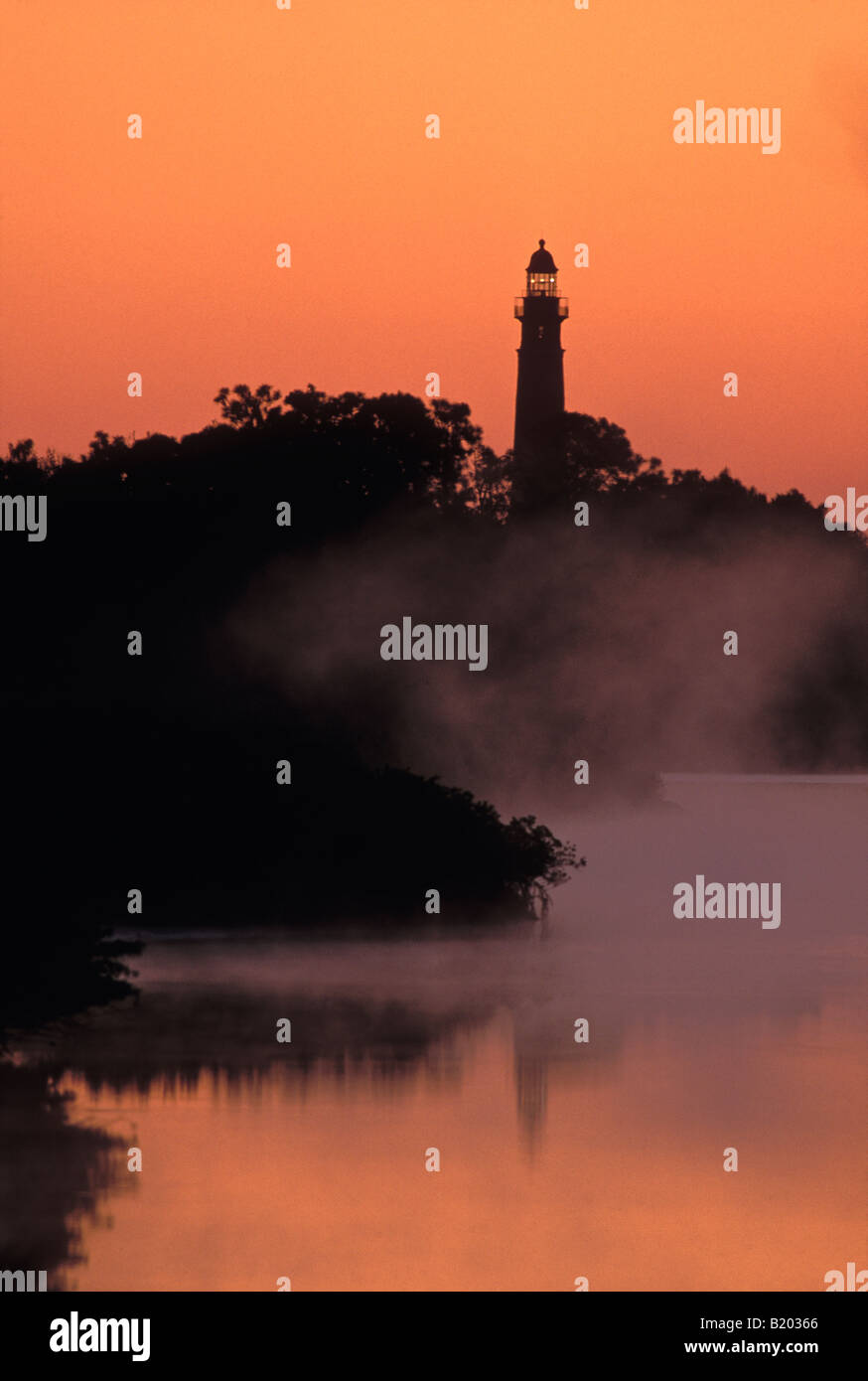 Sunrise at Ponce de Leon Inlet Lighthouse from the Intracoastal ...