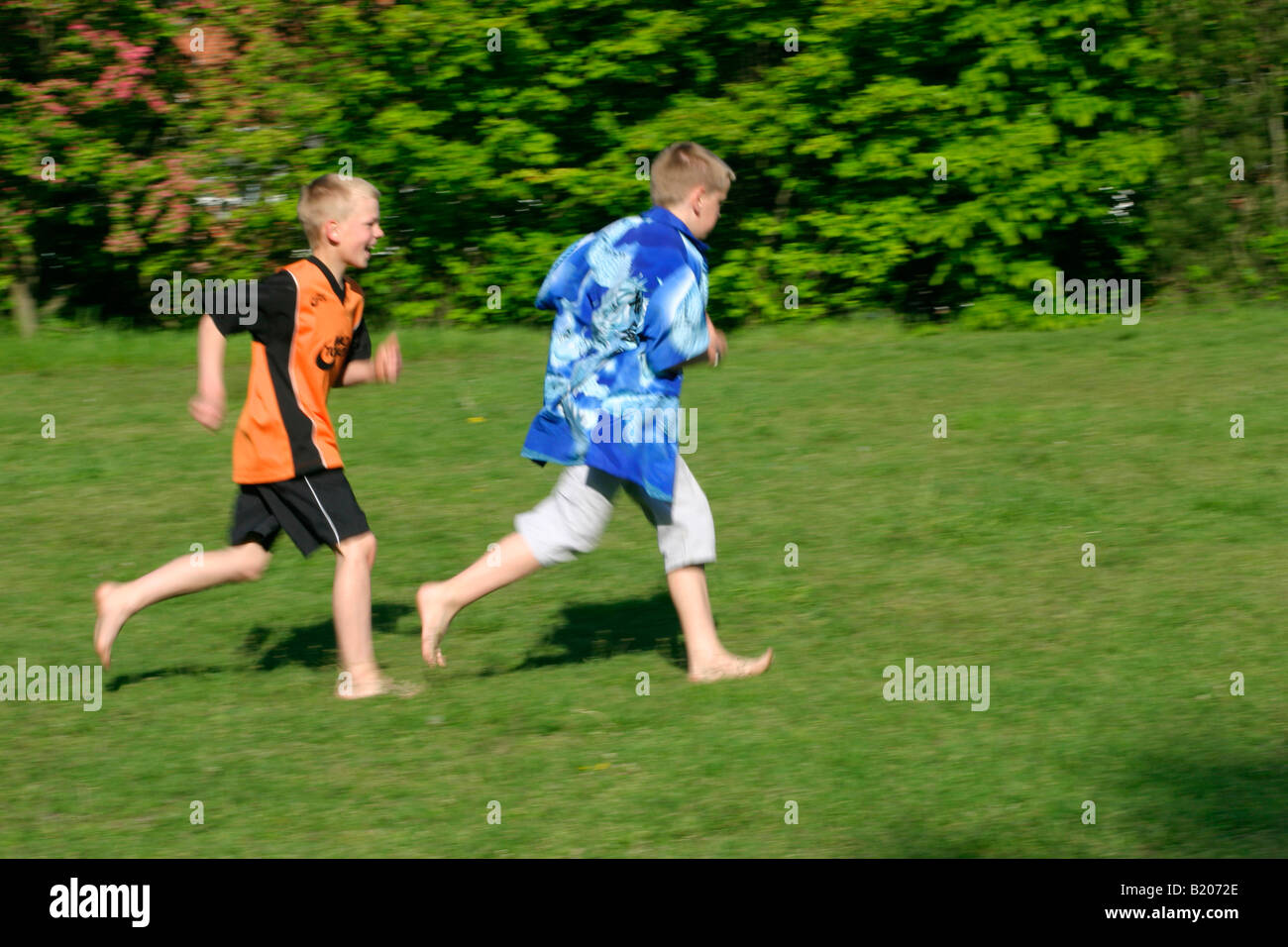 Preteen Boys Run Stock Photos & Preteen Boys Run Stock Images - Alamy