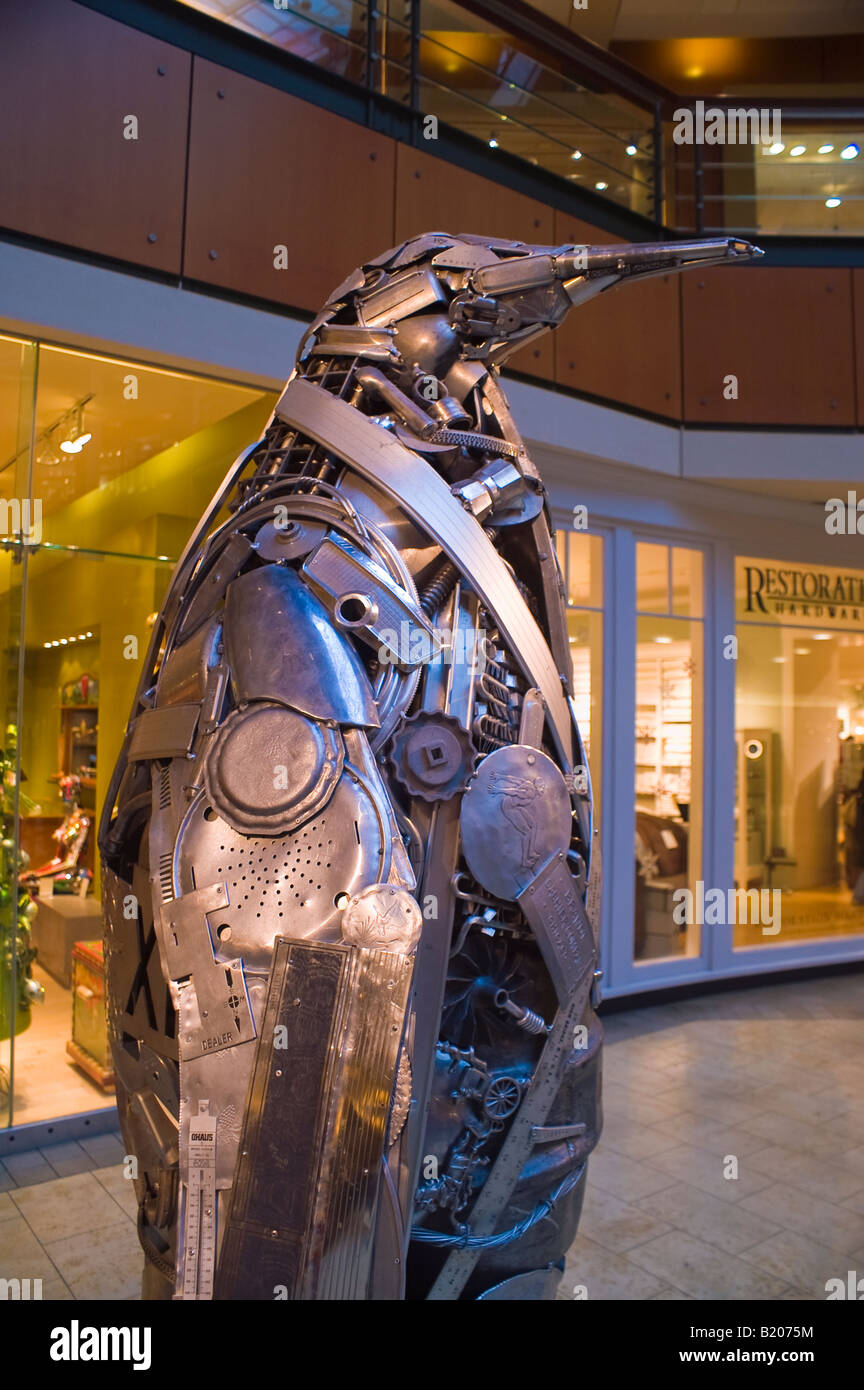 Mechanical Penguin at Pacific Place Stock Photo - Alamy