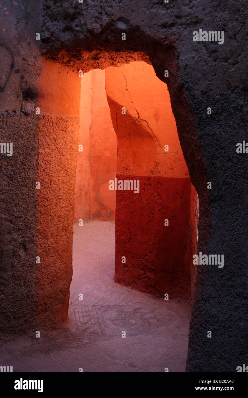 Back street marrakech hi-res stock photography and images - Alamy