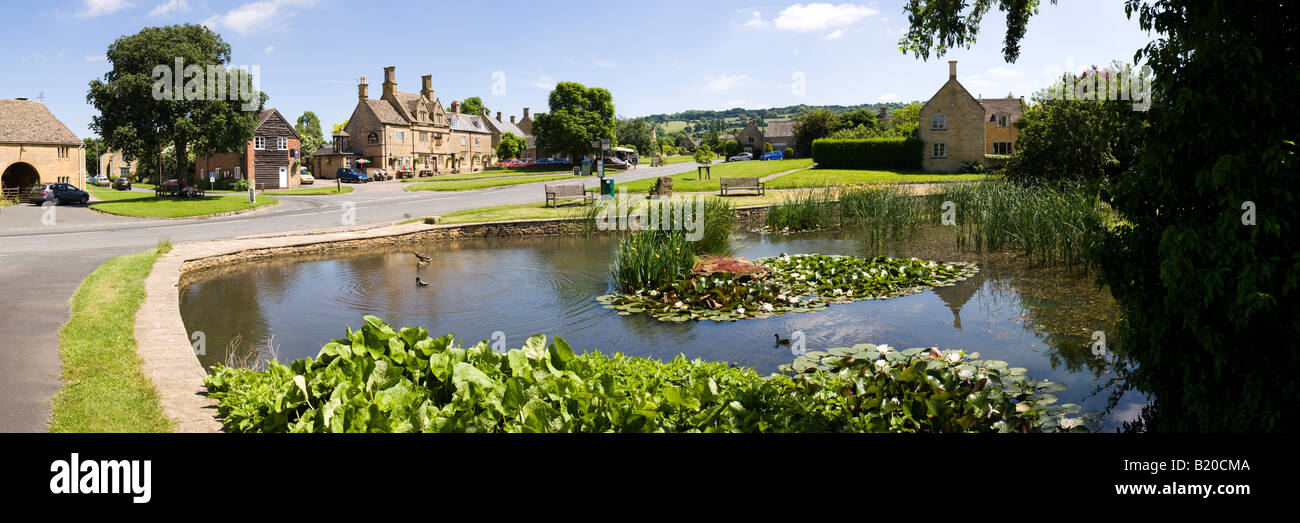 The duck pond in the Cotswold village of Willersey, Gloucestershire UK ...