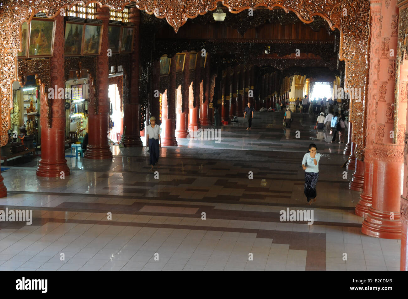inside shwedagon pagoda ,rangoon , myanmar Stock Photo - Alamy