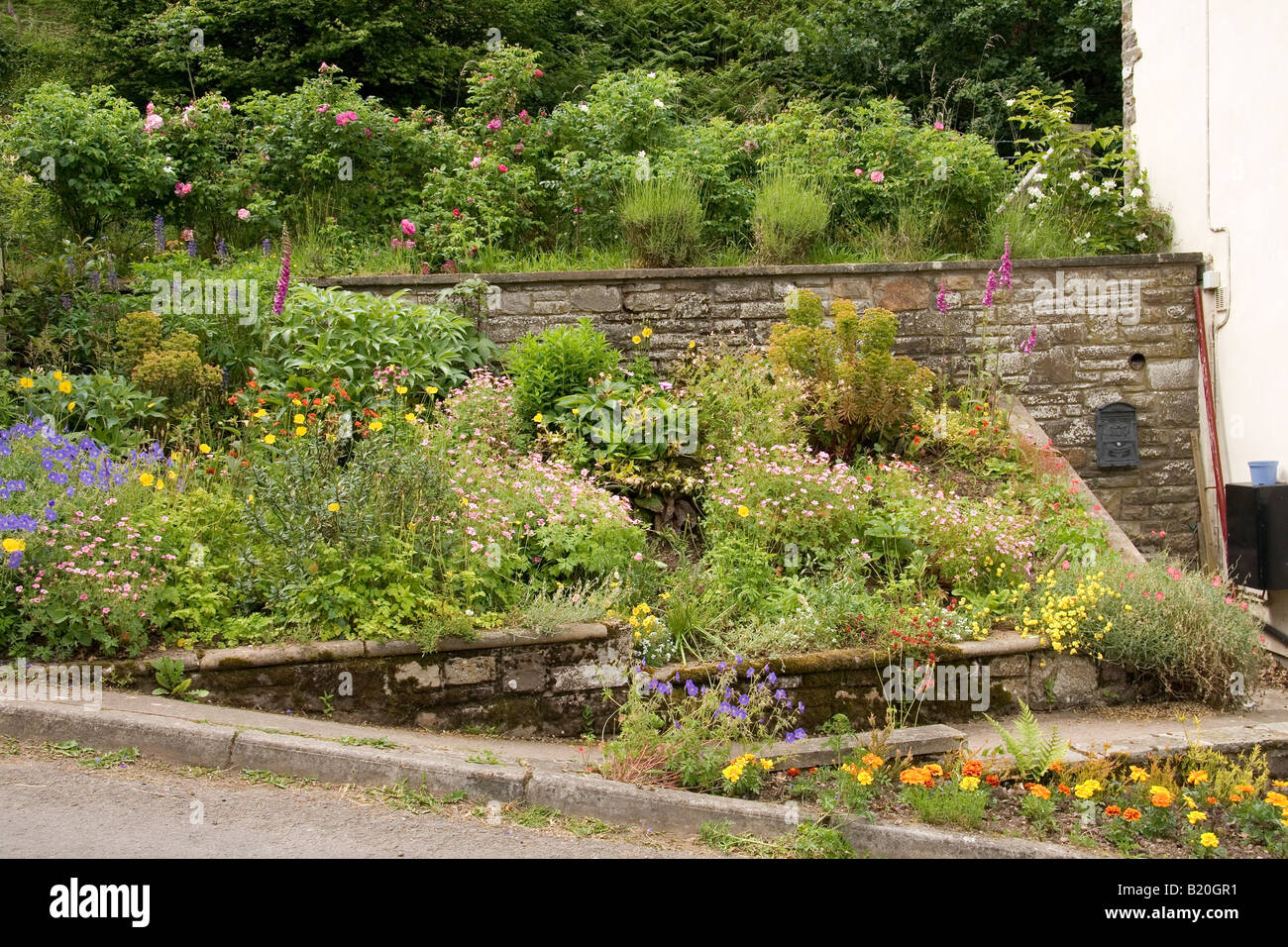 Llanfoist hi-res stock photography and images - Alamy