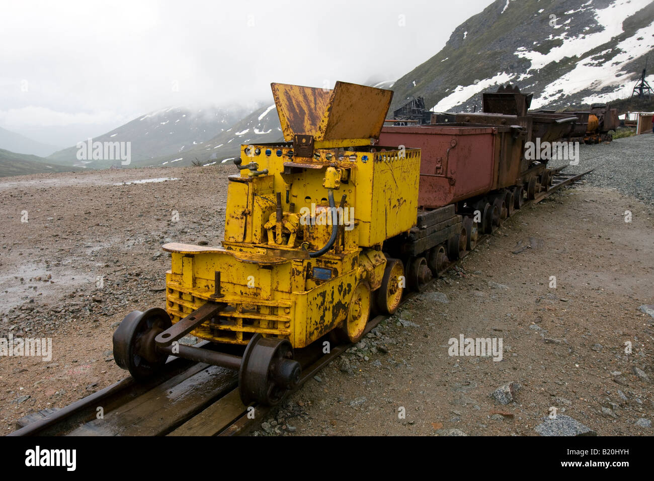 Railway tracks and mining wagons at Independence Mine State Historical ...