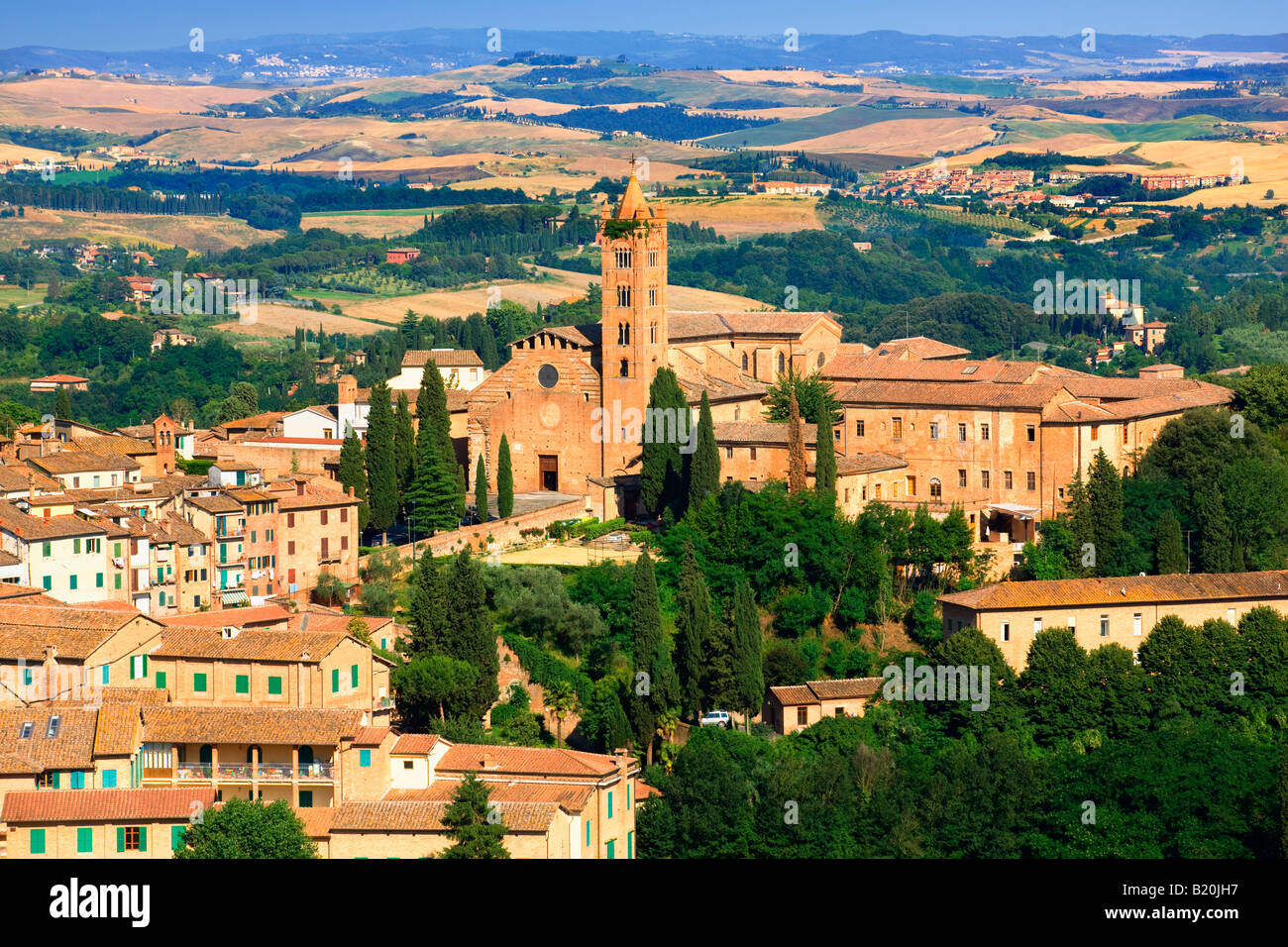 Siena countryside hi-res stock photography and images - Alamy