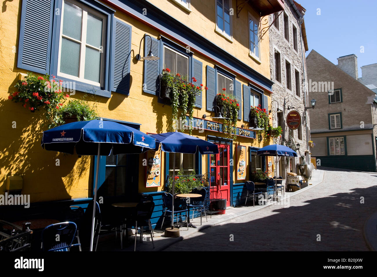 The Lower Town section of Quebec City's Old Town Stock Photo - Alamy