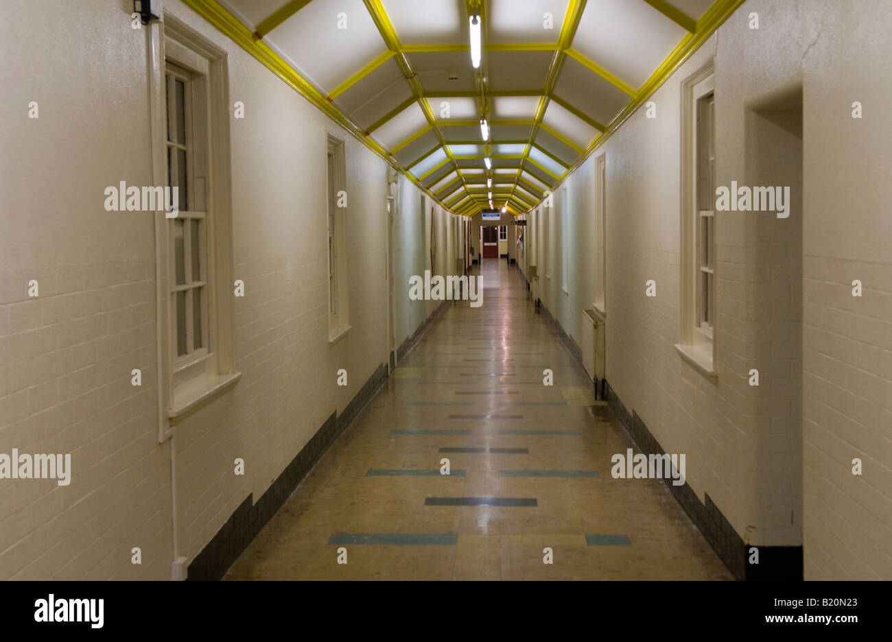 Hospital corridor uk hi-res stock photography and images - Alamy