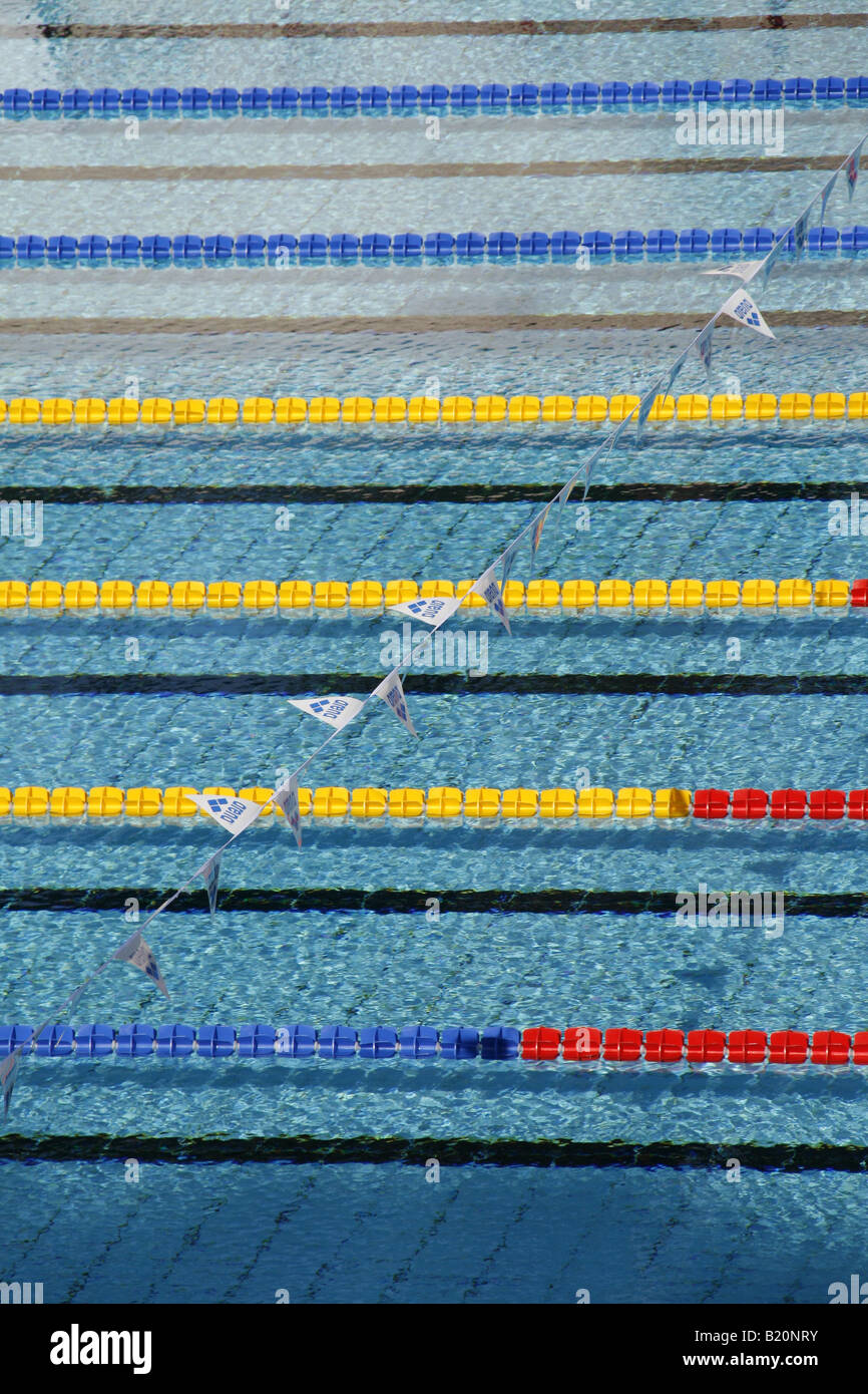 empty olympic size swimming pool with lanes Stock Photo - Alamy