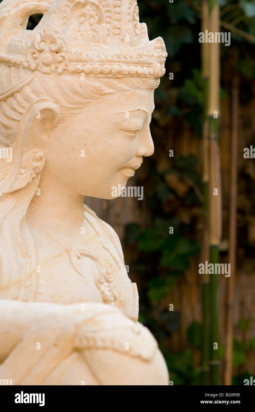 Asian woman statue in the garden hi-res stock photography and images ...