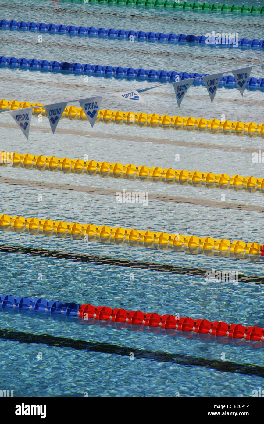 empty olympic size swimming pool with lanes Stock Photo - Alamy