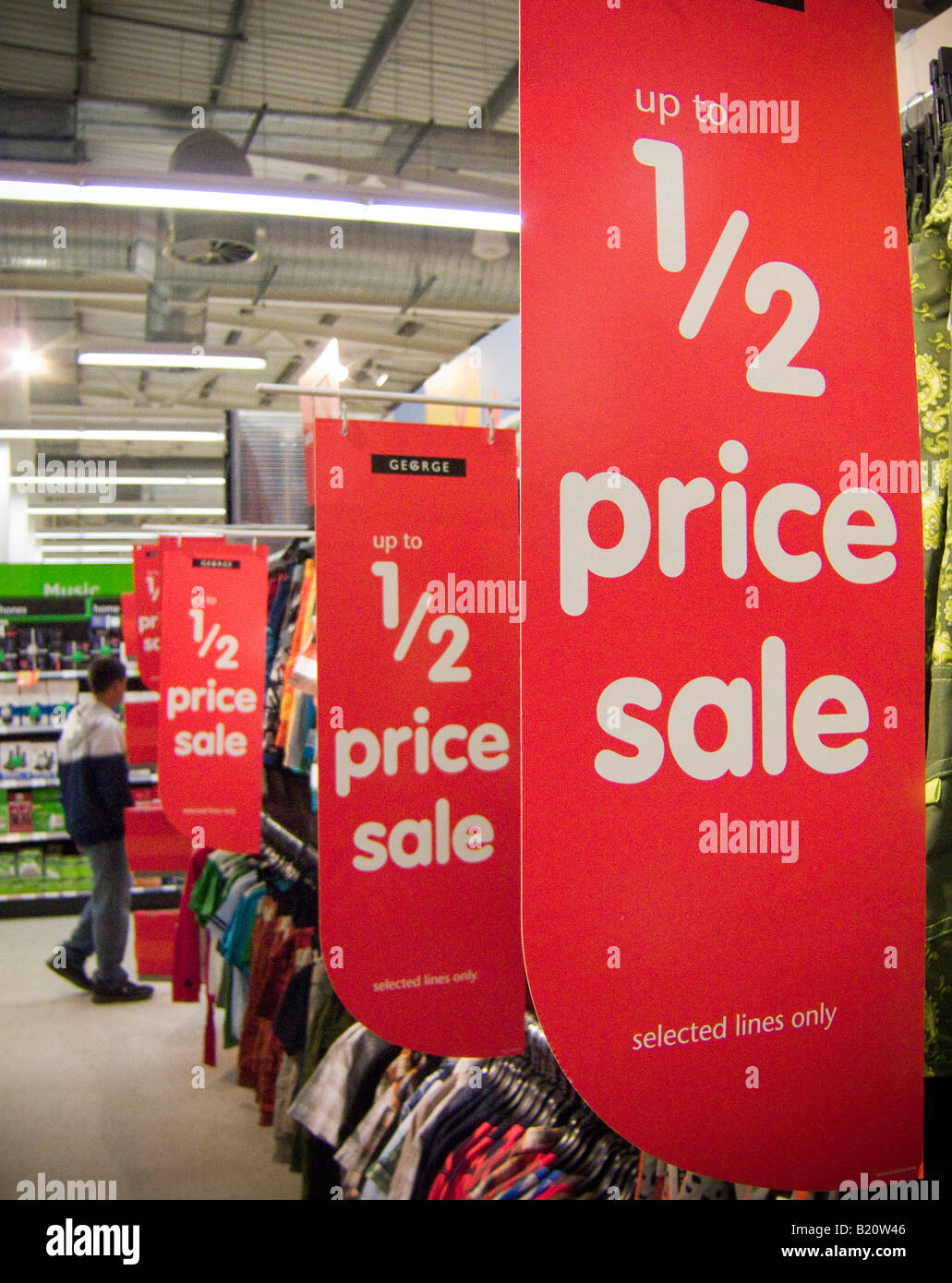 A supermarket discount notice Stock Photo - Alamy