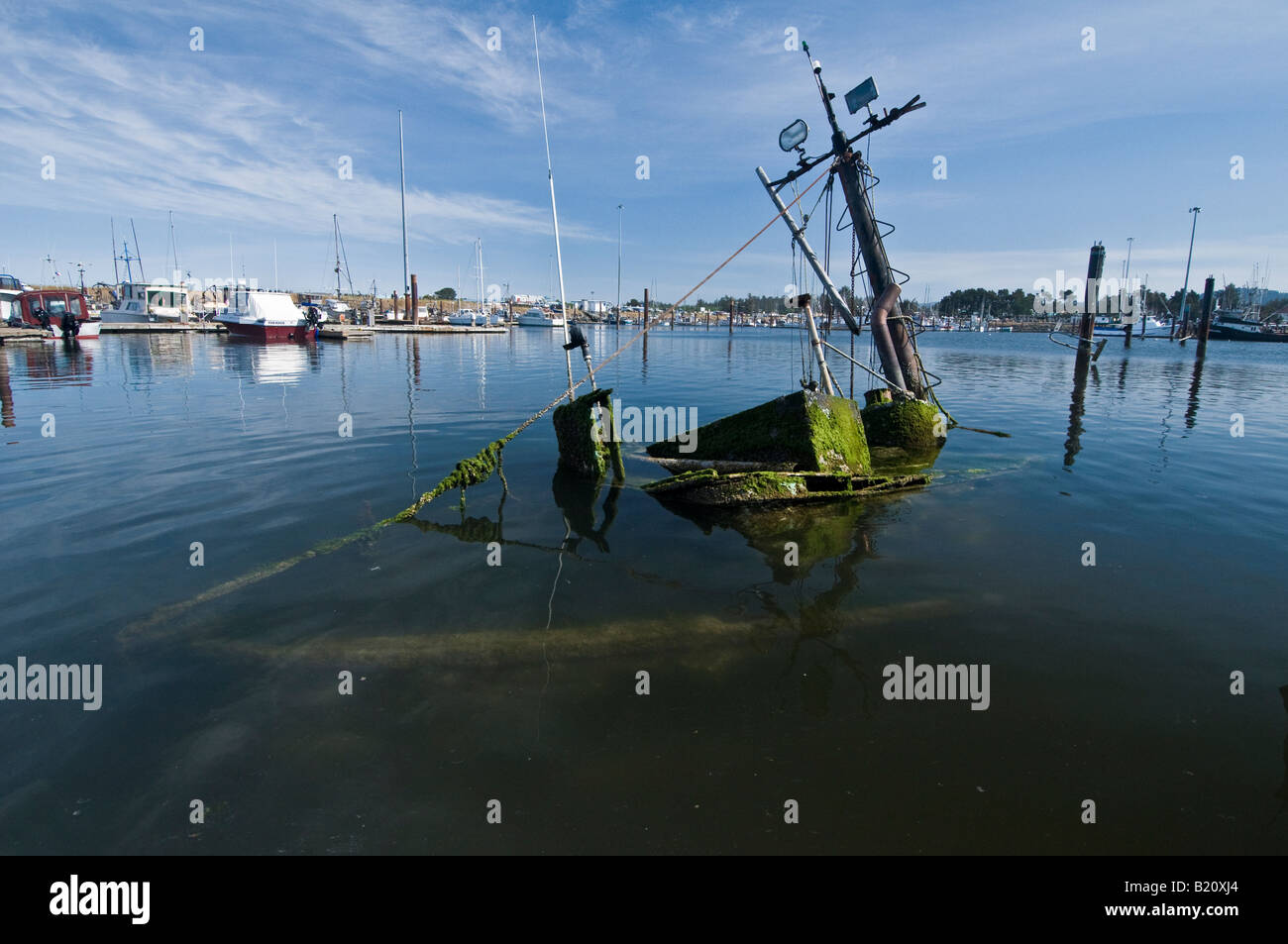 Sunken boat in harbour hi-res stock photography and images - Alamy