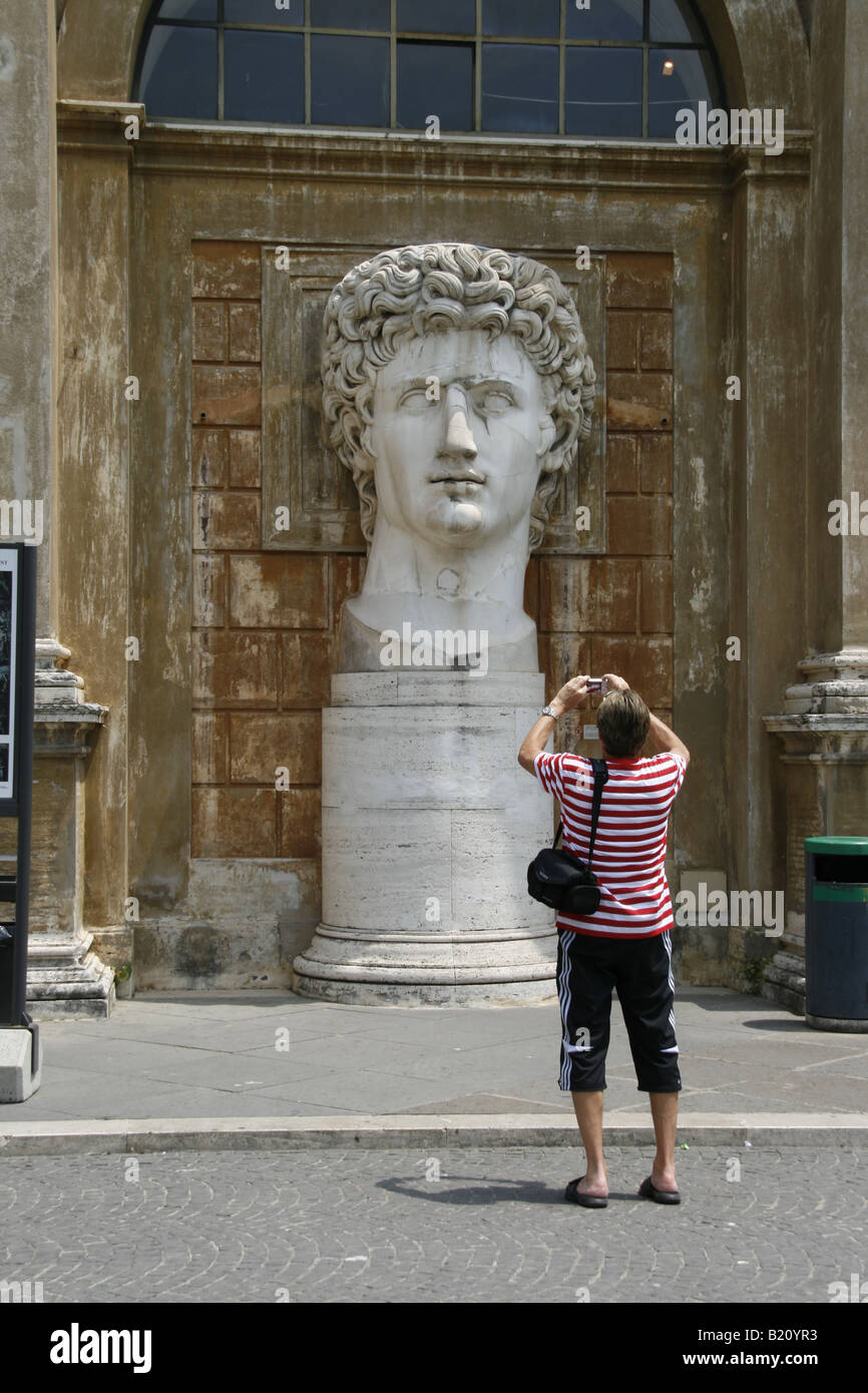 Caesar Augustus Statue in Courtyard of the Pigna Vatican Museum Rome Italy Stock Photo - Alamy