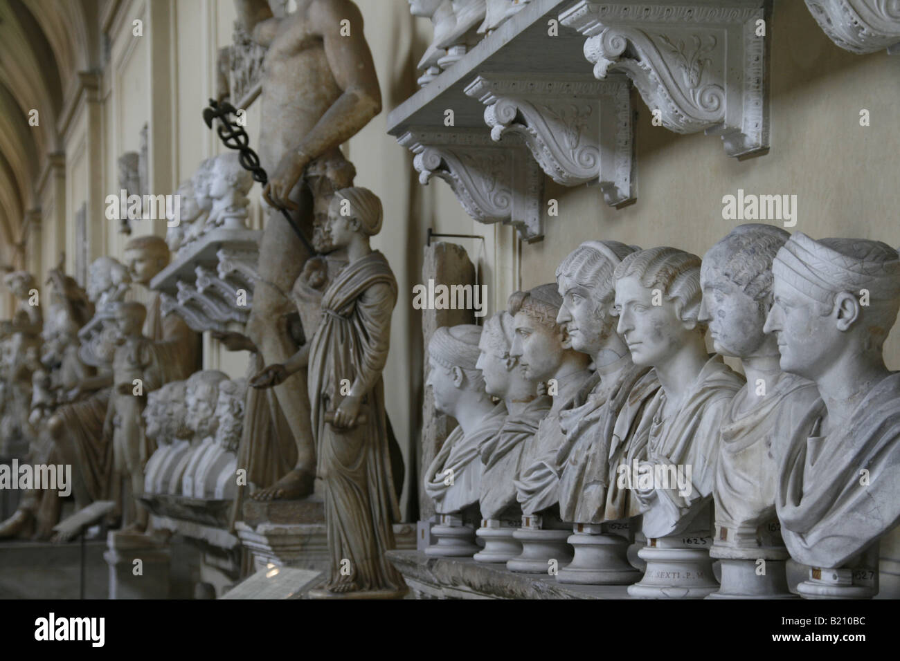 Marble statue woman in vatican hi-res stock photography and images - Alamy