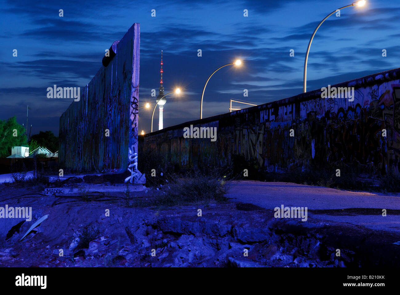 Berlin, the wall in the night, germany, mauerfall Stock Photo - Alamy