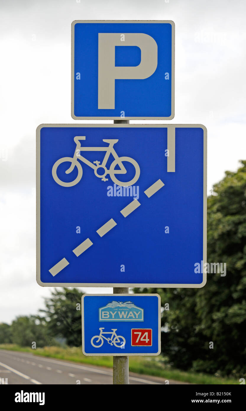 Cycle parking sign signs hi-res stock photography and images - Alamy