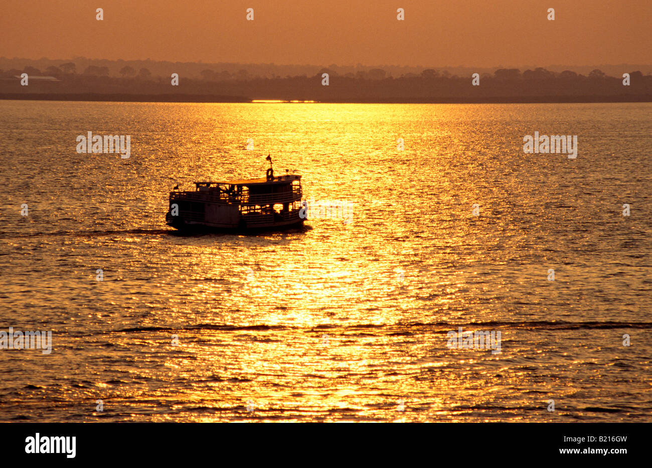 Amazon river boats in manaus hi-res stock photography and images - Alamy