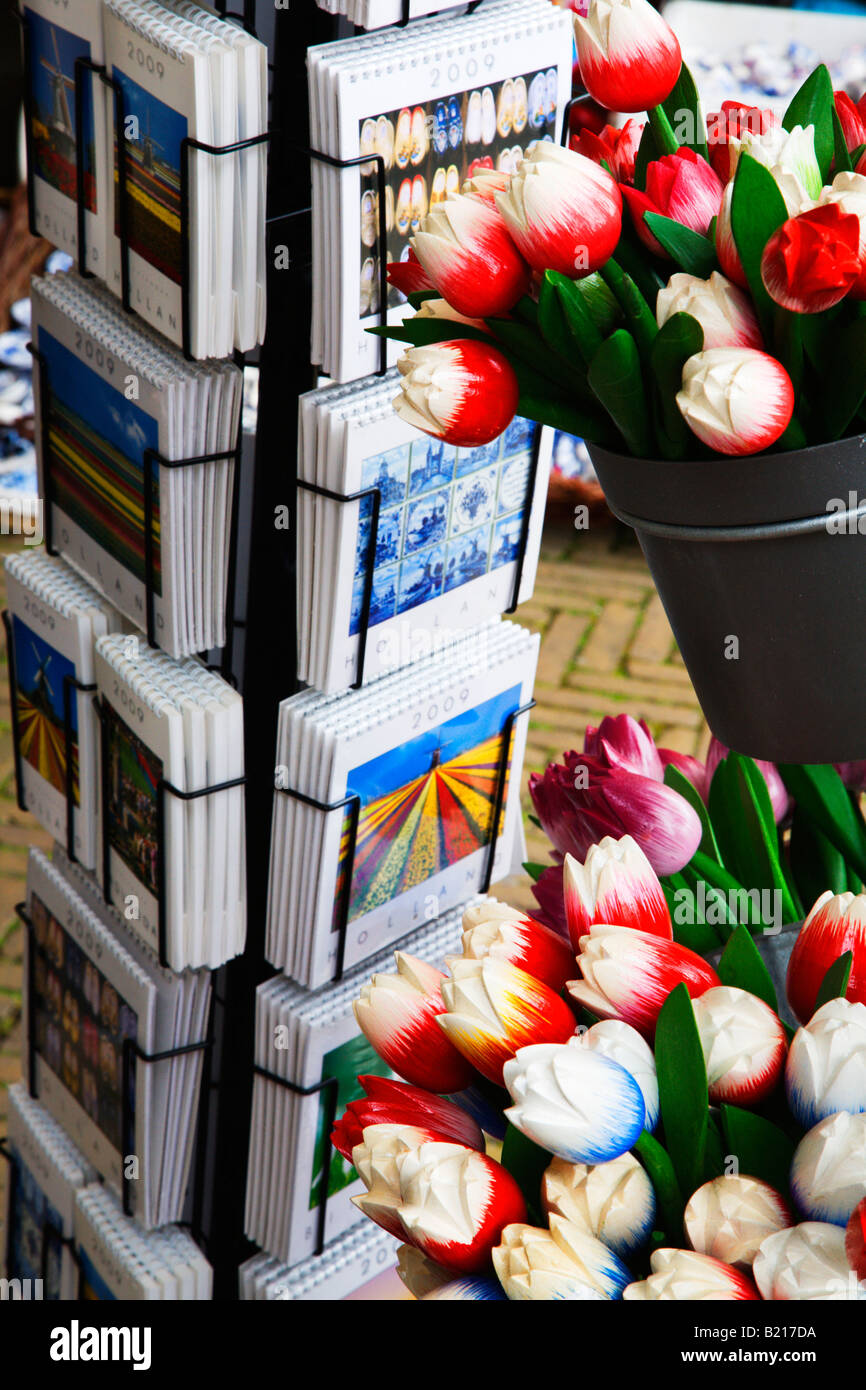 Wooden calendars hi-res stock photography and images - Alamy