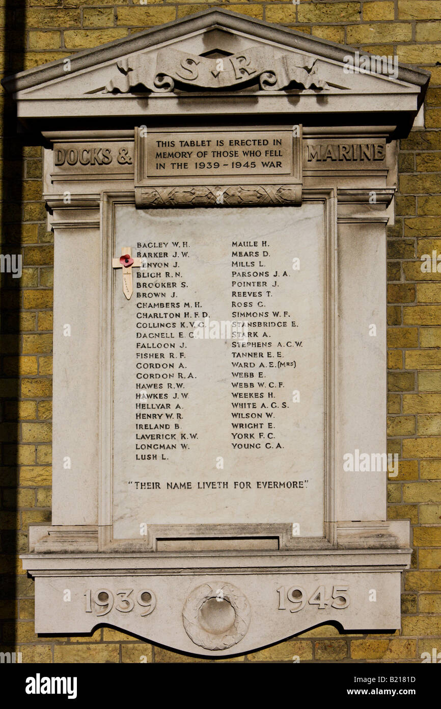 Southampton Docks World War 2 memorial tablet attached to Ferry House ...