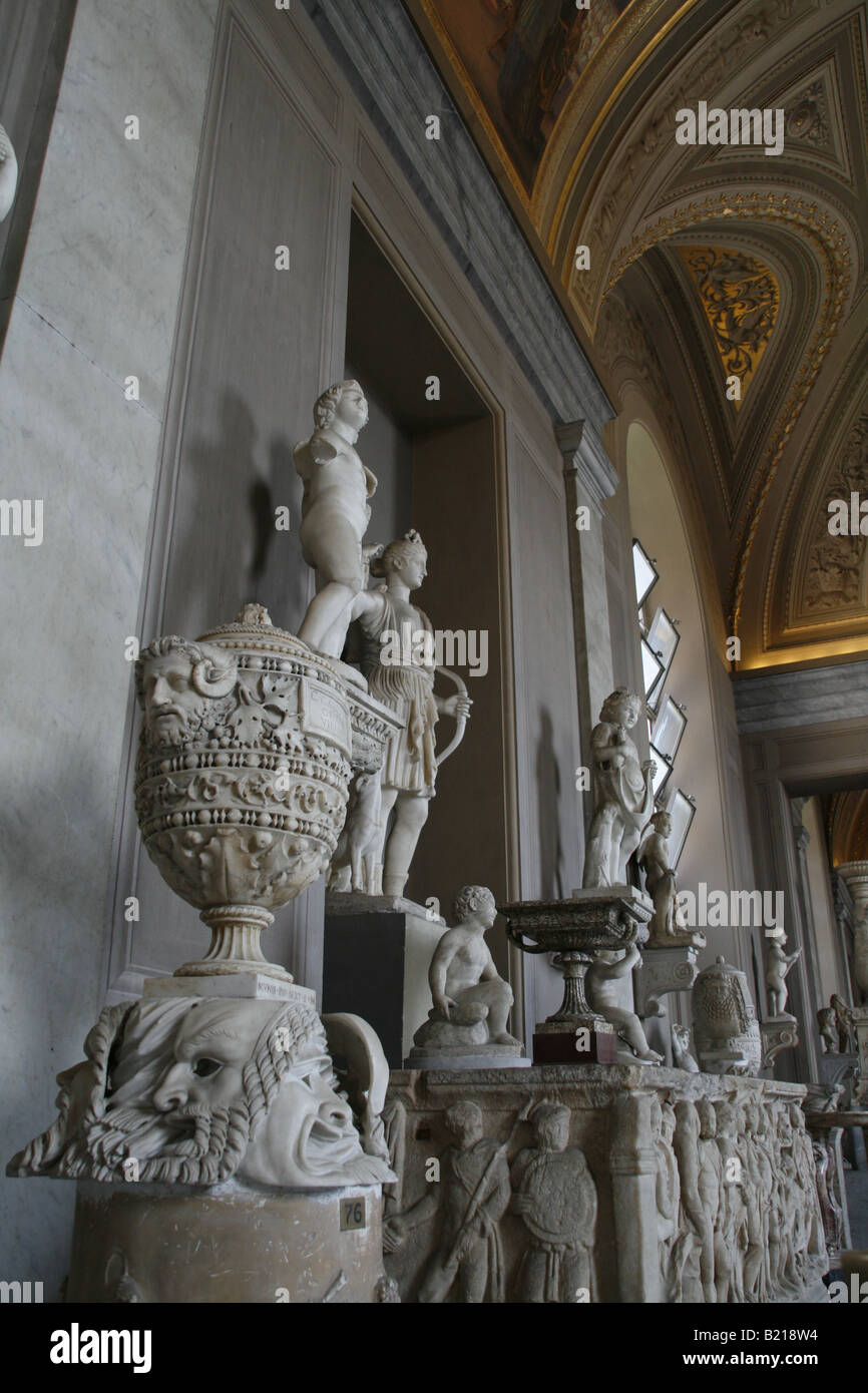 inside the vatican museum, rome Stock Photo - Alamy