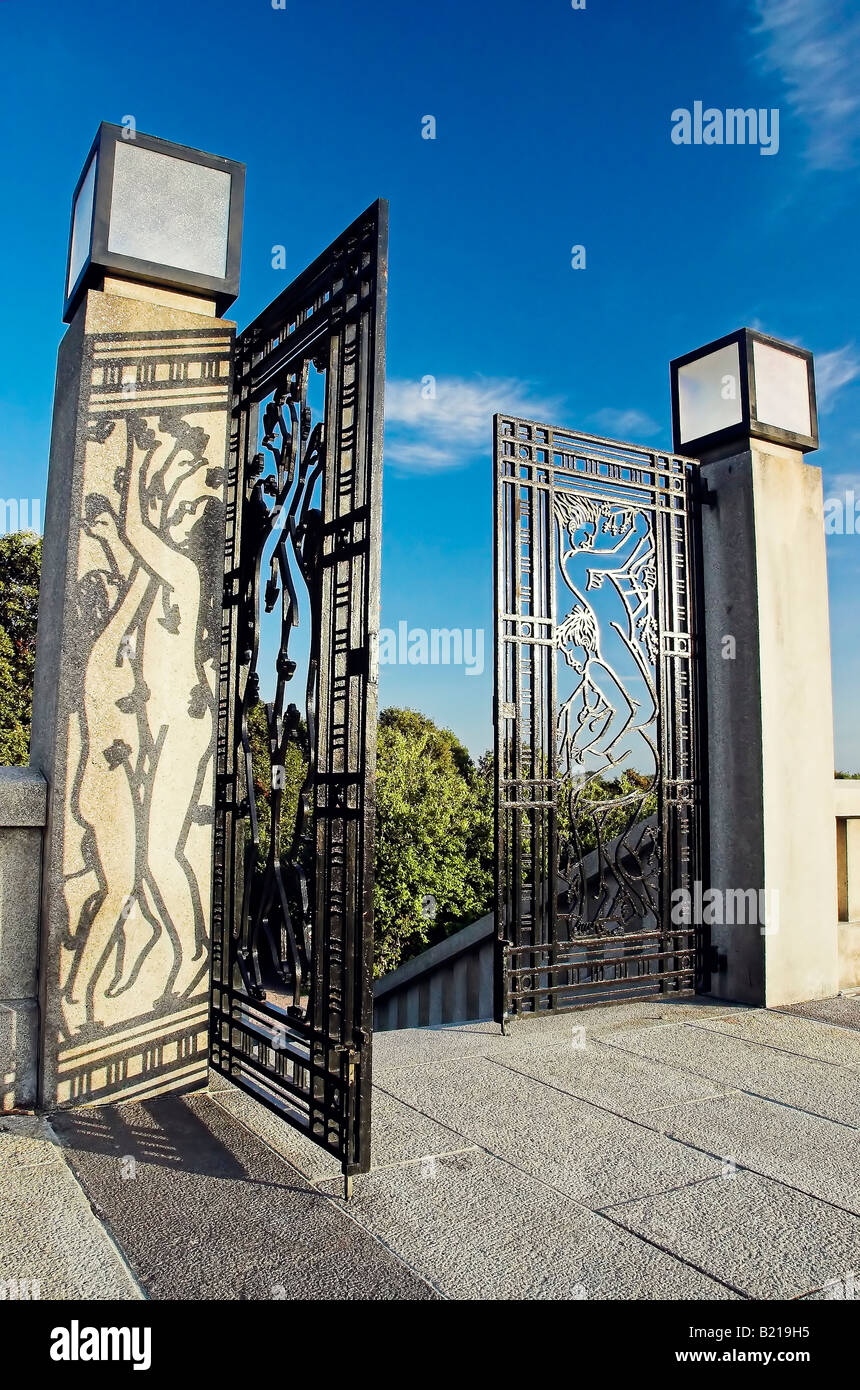 Iron Gate in Vigeland Sculpture Park casting interesting shadows in ...