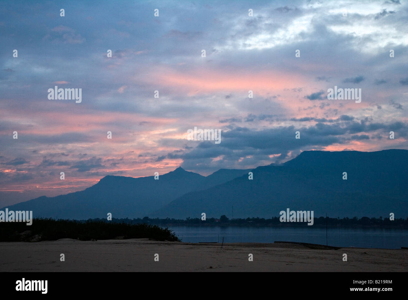 Evening on the Mekong river, Phu Pasak (Lingaparvata Mountain), Don ...