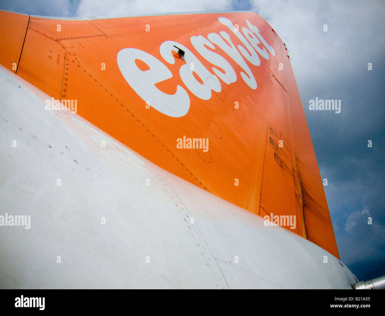 Aeroplane tail aeroplane tail fin airline logo hi-res stock photography ...