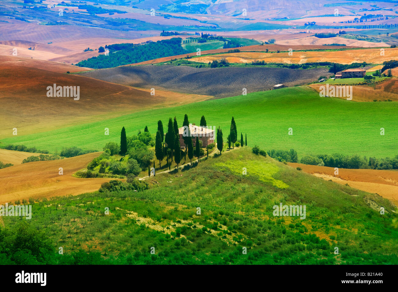 Tuscany field hi-res stock photography and images - Alamy