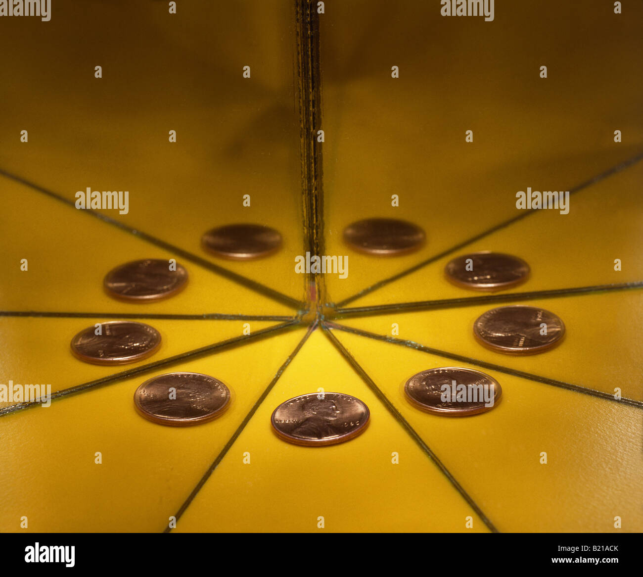 OPTICAL ILLUSION COIN REFLECTION 1 COIN 2 MIRRORS AT A 40 DEGREE ANGLE ...