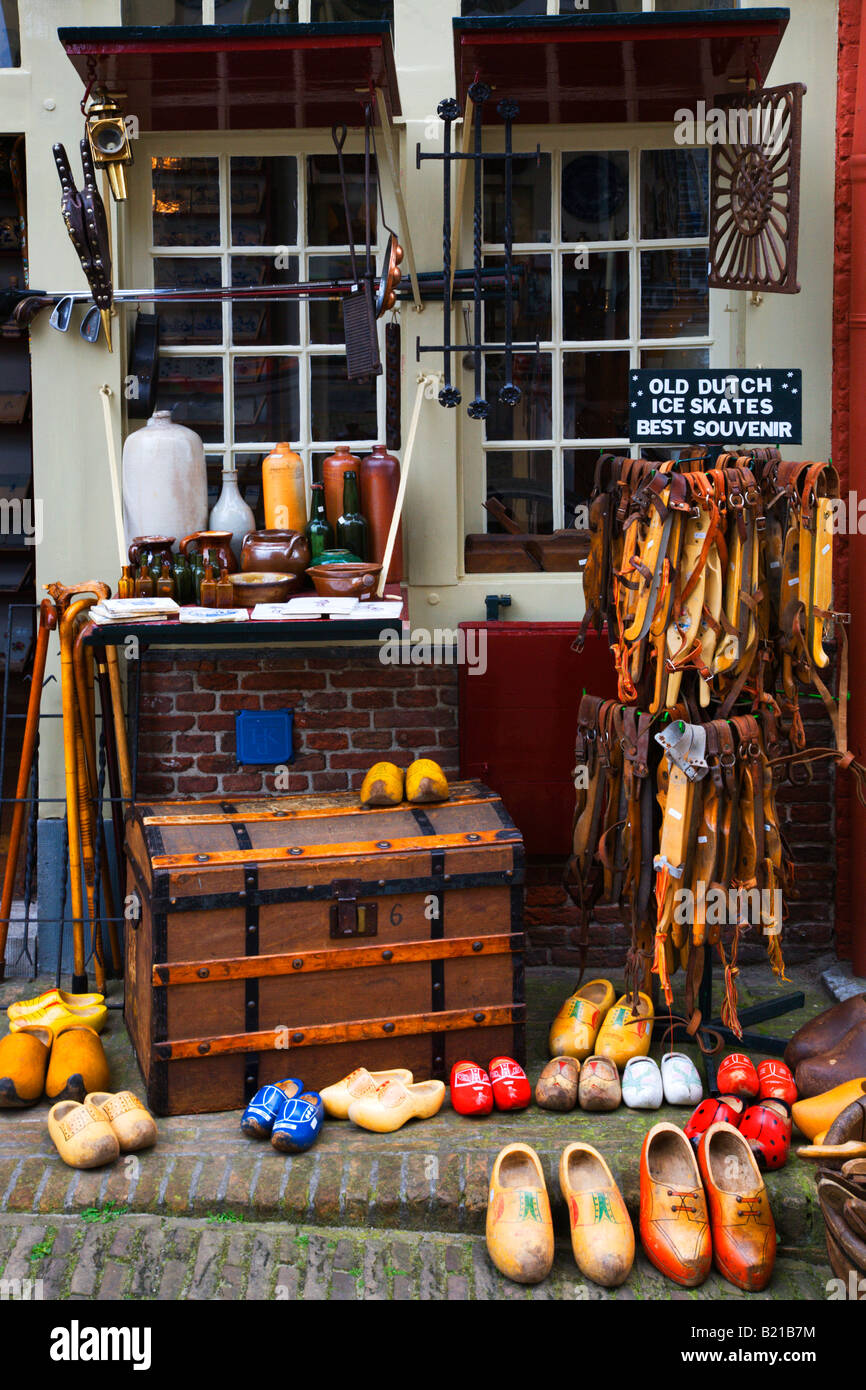 Antique Shop Delft Netherlands Stock Photo - Alamy