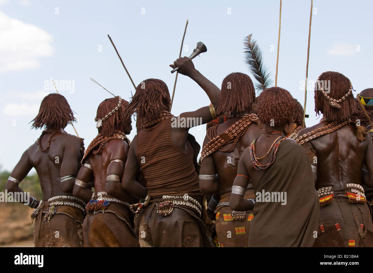 Bull jumping ceremony, Dimeka, Omo Valley, Ethiopia Stock Photo - Alamy