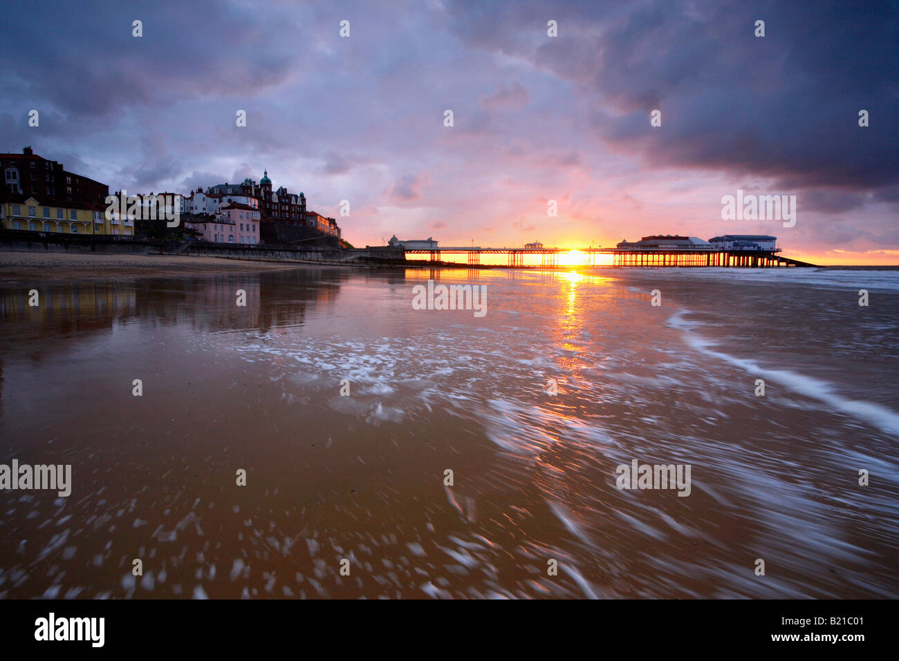 Cromer coast hi-res stock photography and images - Alamy