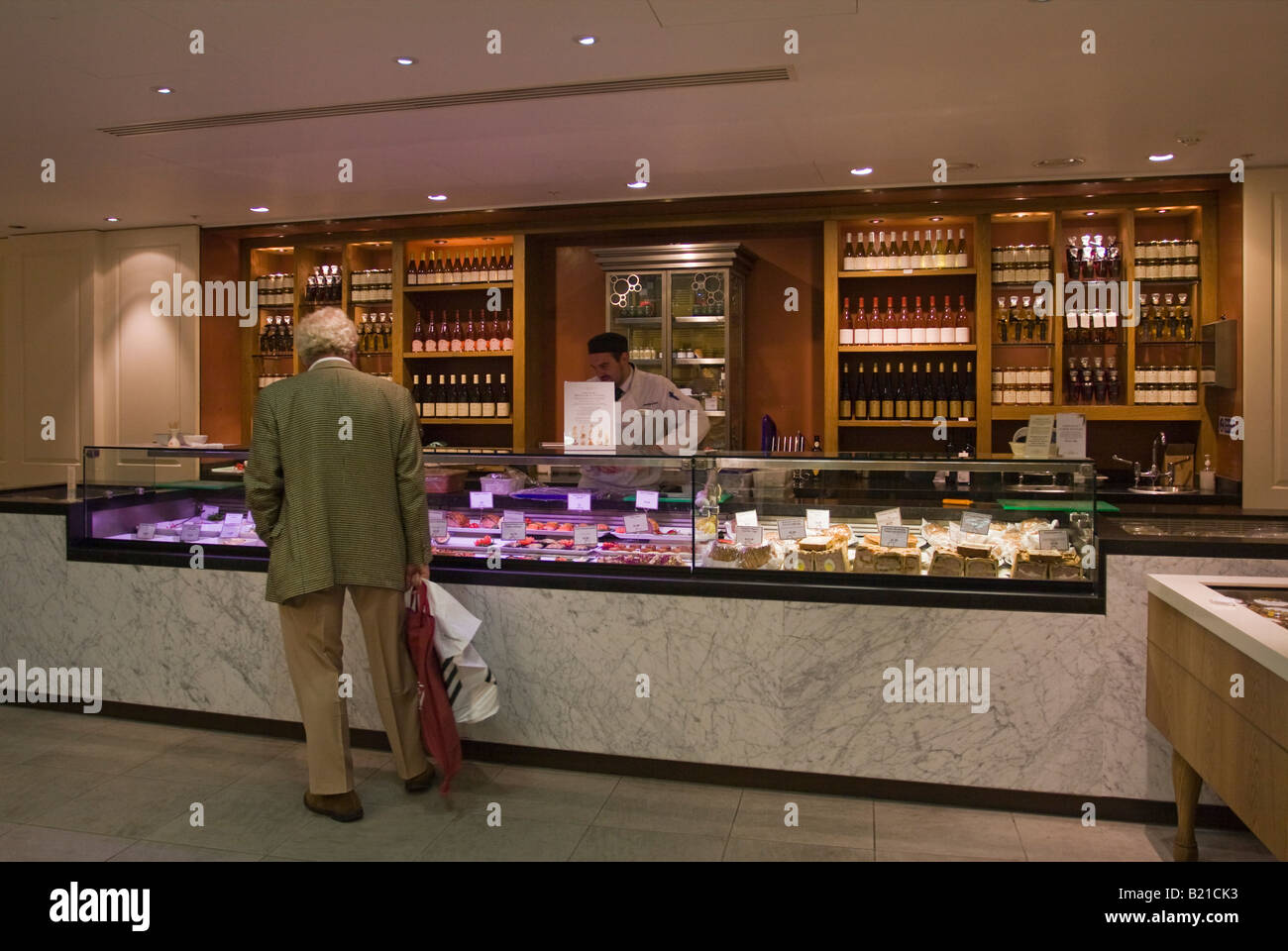 Fortnum and Mason Department Store Piccadilly London Stock Photo - Alamy