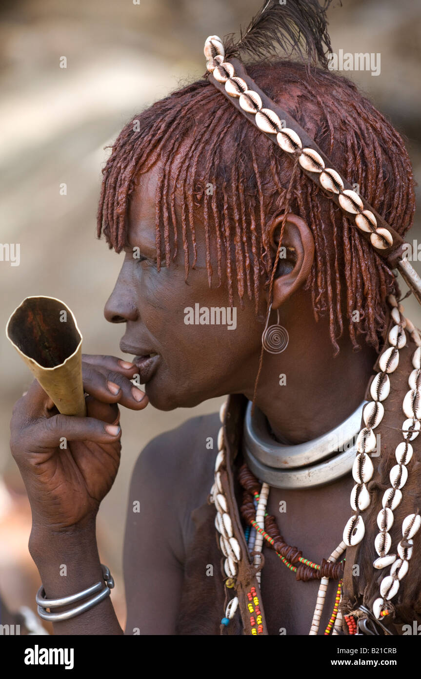 Bull jumping ceremony, Dimeka, Omo Valley, Ethiopia Stock Photo - Alamy