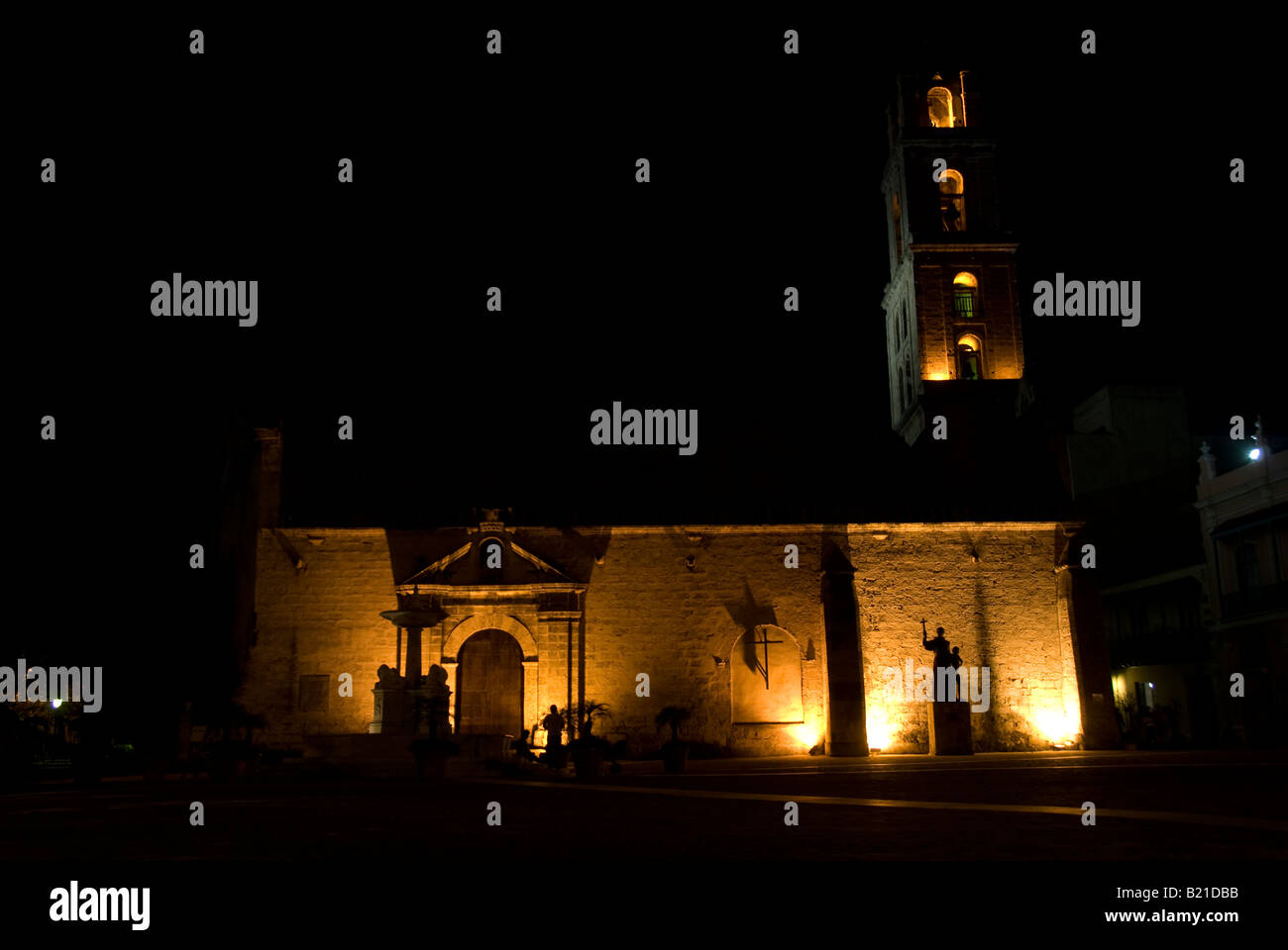 Cuba La Havana night Stock Photo - Alamy